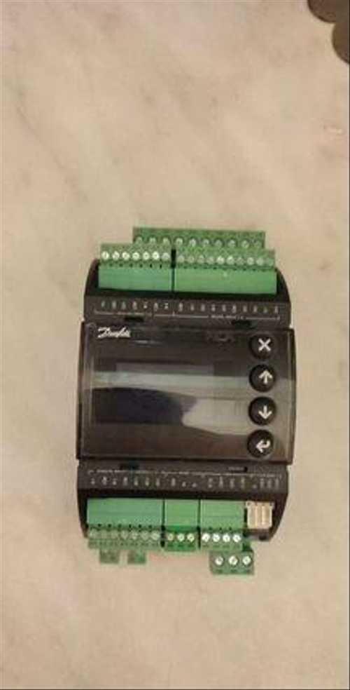 Программируемый контроллер Danfoss MCX06D 24V