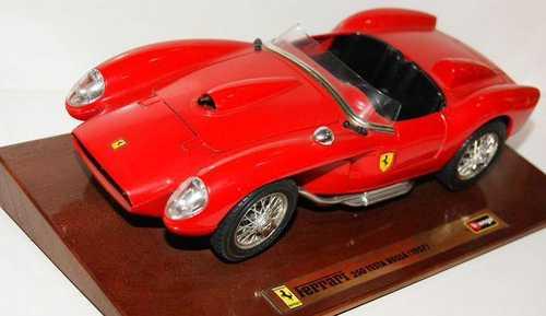 1/18 На подиуме Bburago Ferrari 250 Testa Rossa Ит