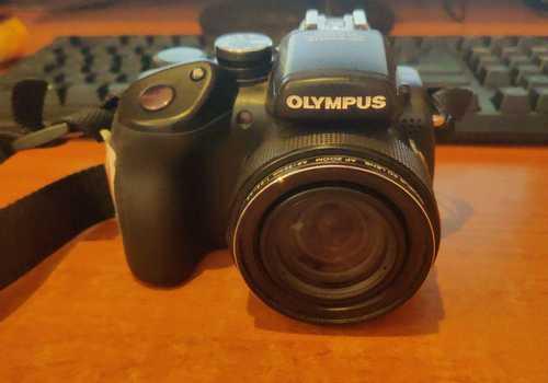 Olympus SP-570UZ