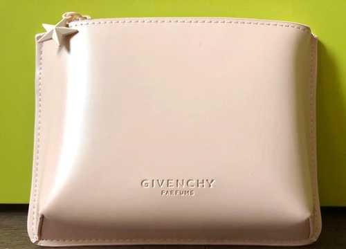 Givenchy косметички