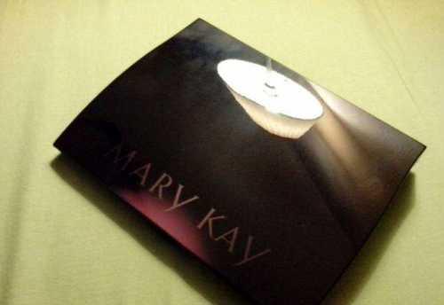Большой футляр для декоративной косметики Mary Kay