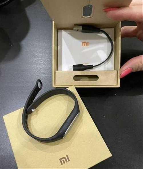 Умный браслет Xiaomi Mi Band 1S Pulse