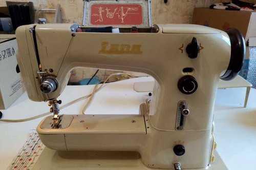 Швейная машинка LADA T 132 рабочая