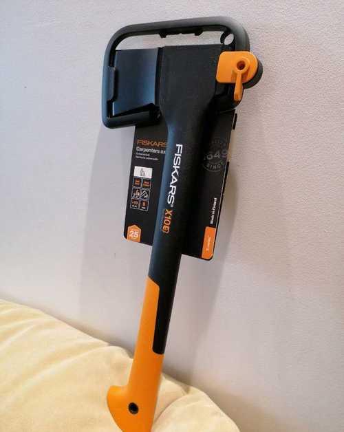 Топор Fiskars x11