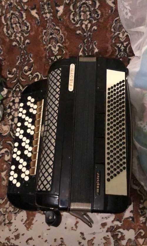 Баян
