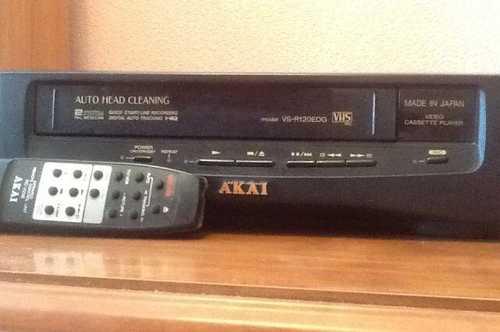 Продам видеоплеер akai (Japan) + кассеты VHS