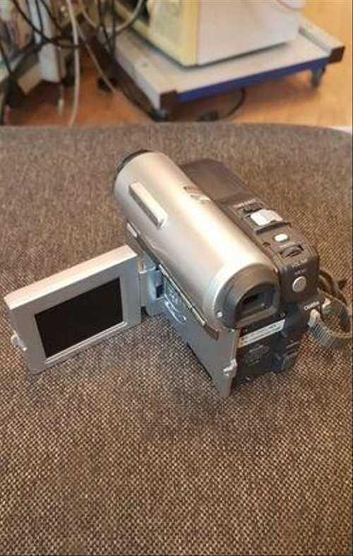 Видеокамера Samsung VP-D353i