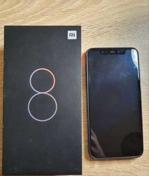 Телефон Xiaomi mi 8