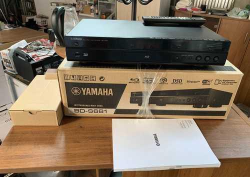 Blu-ray-плеер yamaha BD-S681