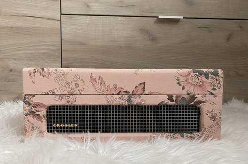 Виниловый проигрыватель Crosley "Voyager Floral"