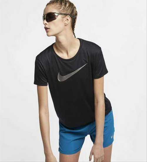 Футболка жен. Nike Standfrt fit черная