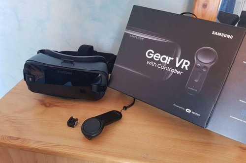 Очки виртуальной реальности Samsung Gear Vr with C