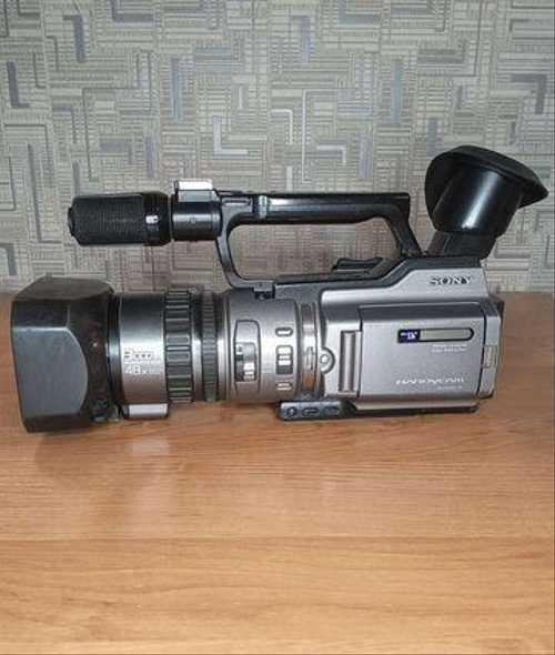 Видеокамера Sony DCR-vx2100E