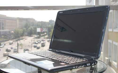 Черный глянцевый ноутбук Asus K50, 3Gb, диск 640