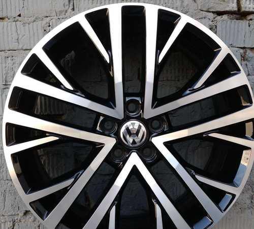 Новые диски R17 5х100 Volkswagen Polo на Polo