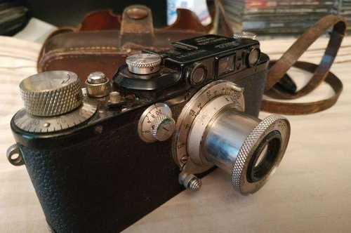 Пленочный фотоаппарат leica II