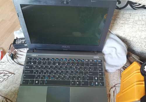 Asus 1225b 2/4