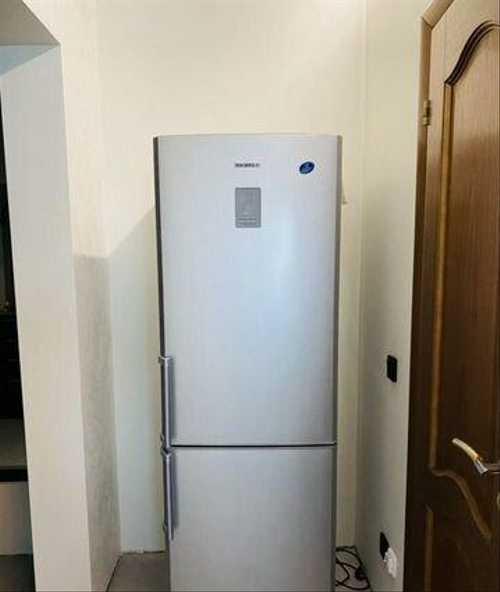 Продам холодильник Samsung RL34egms