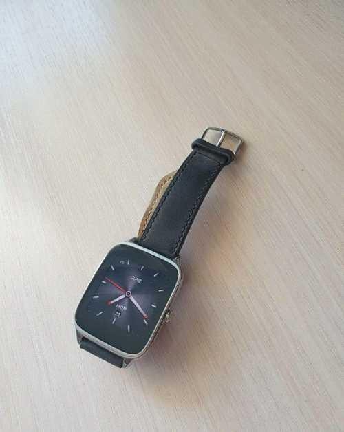 Часы Asus ZenWatch 2