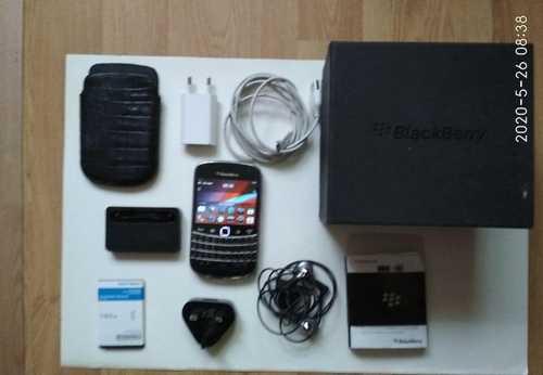 Телефон BlackBerry 9900