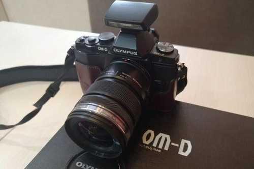 Фотоаппарат Olympus OM-D E-M5 + ком-т оборудования