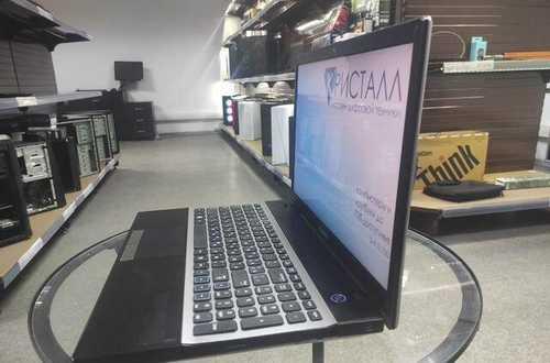 Ноутбук Samsung NP300 с GeForce GT520m