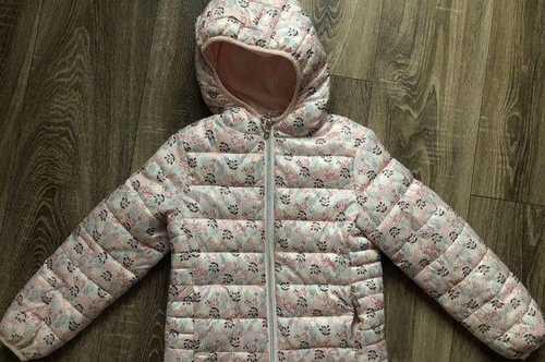 Куртка демисезоннаяна девочку 4-6 лет