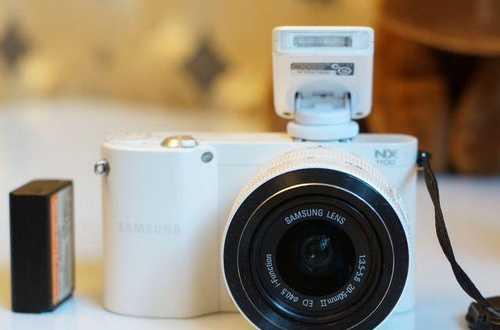 Samsung NX1100 20Mp APS-C + Wi-Fi + 20-50 II ED