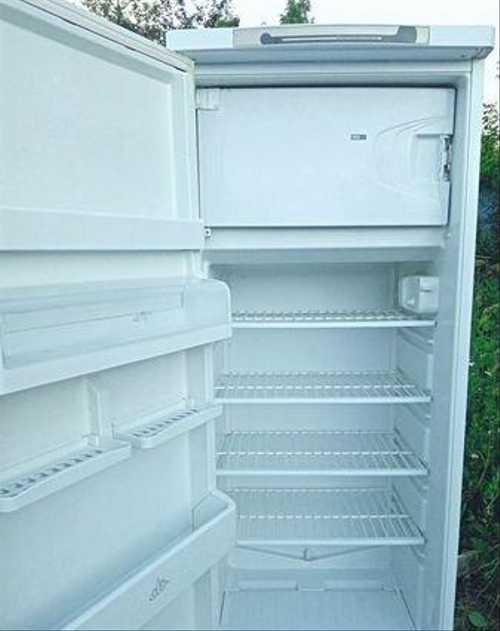 Indesit 170см холодильник