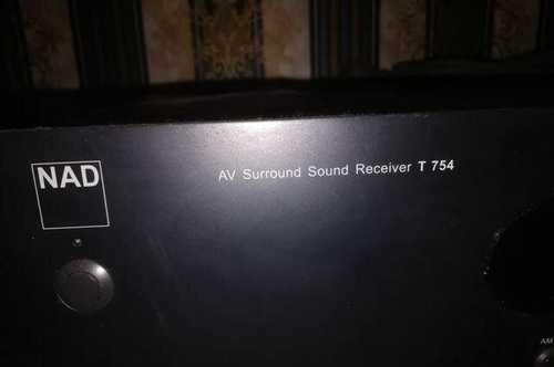 AV-ресивер NAD T754