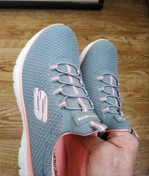 Кроссовки женские Sketchers р 39