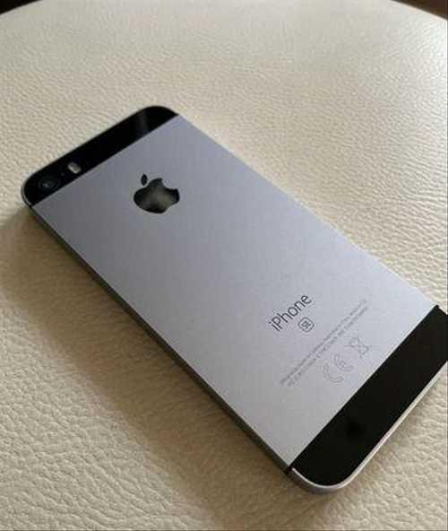 Смартфон Apple iPhone SE 32GB Space Grey