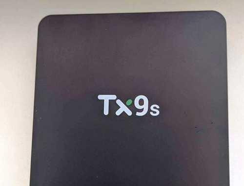 Приставка Tanix TX9S новая. под ключ