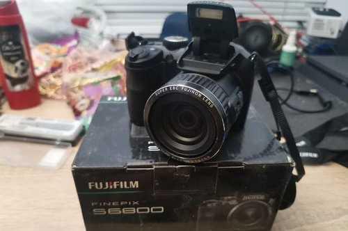 FujiFilm S6800 + карта 30 гб