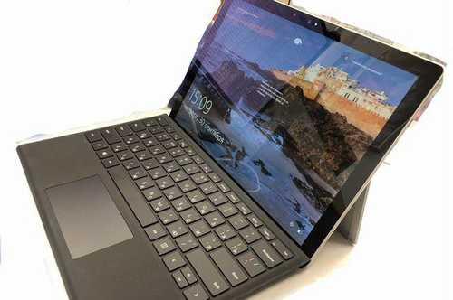 Microsoft Surface Pro 7 i5 128Gb 8Gb + Клавиатура