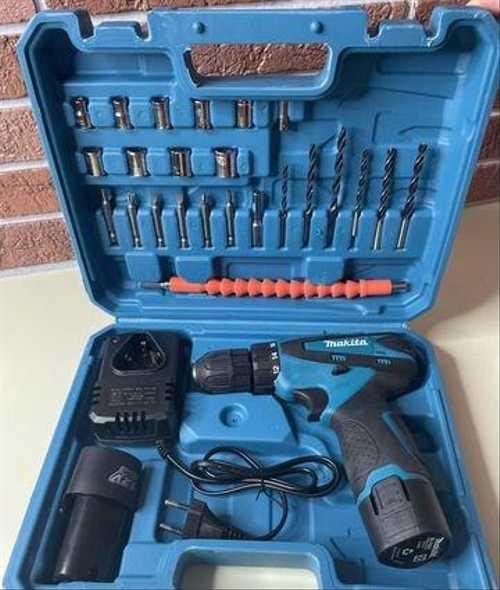 Шуруповерт makita 12v новый