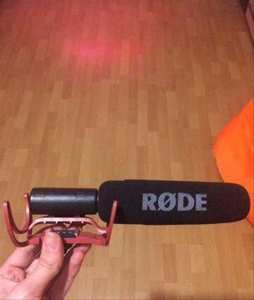 Микрофон-пушка Rode