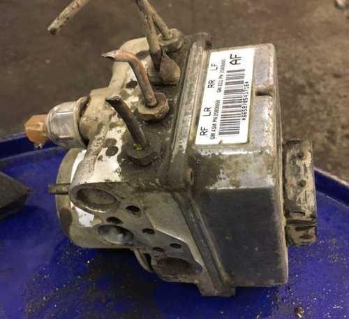 Блок ABS cadillac SRX 2007-2009