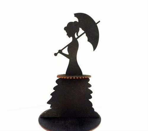 Салфетница "Дама с зонтиком" из дерева