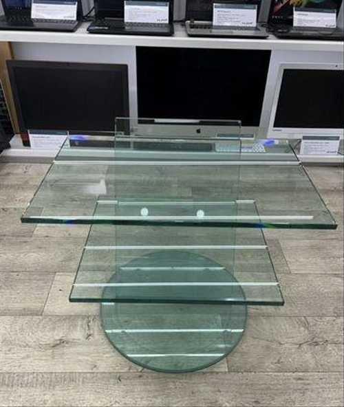Дизайнерский стол из стекла