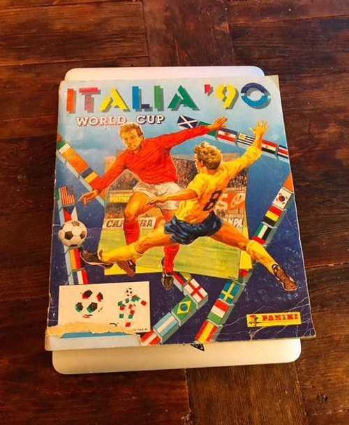 Коллекционный альбом с наклейками italia 90