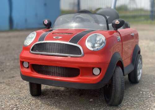 Машинка Mini Cooper