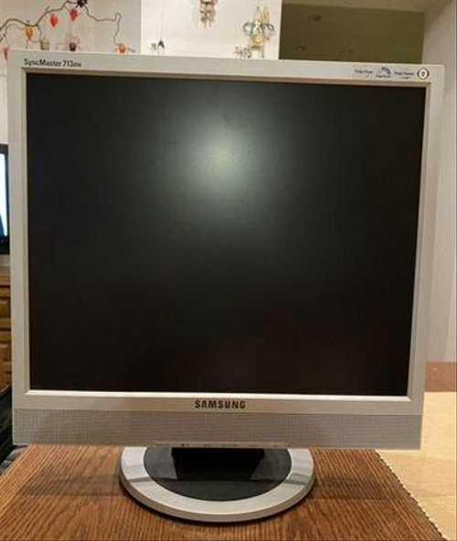 Монитор Samsung SyncMaster 713bm