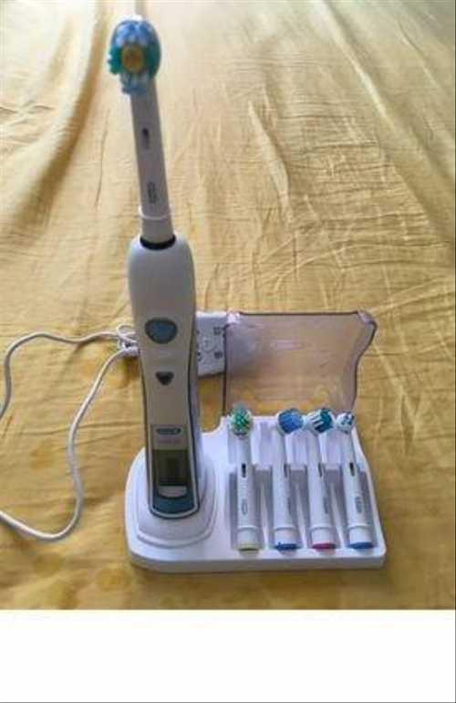 Oral-B Braun Triumph 5000 электрозубная щетка