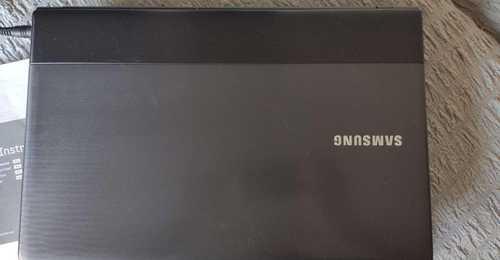 Ноутбук Samsung 300E5A
