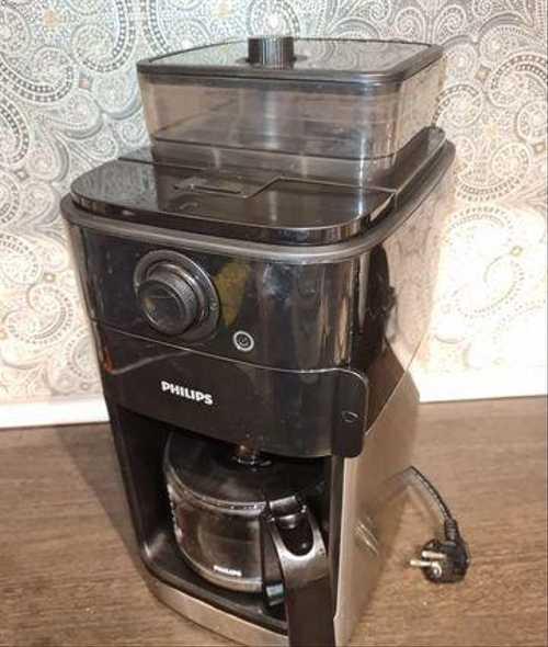 Капельная кофеварка Philips HD7767 Grind&Brew