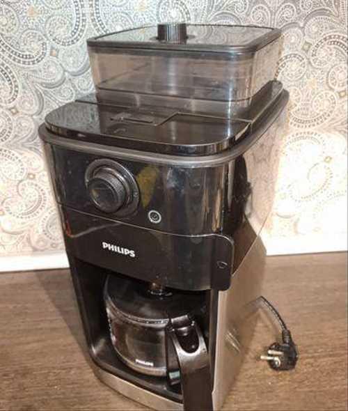 Капельная кофеварка Philips HD7767 Grind&Brew