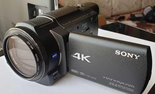 Видеокамера Sony 4K FDR-AX33 + нужные аксессуары