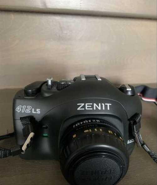 Зеркальный фотоаппарат Zenit 412 LS