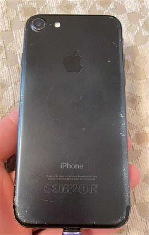 Телефон iPhone7 32 гб